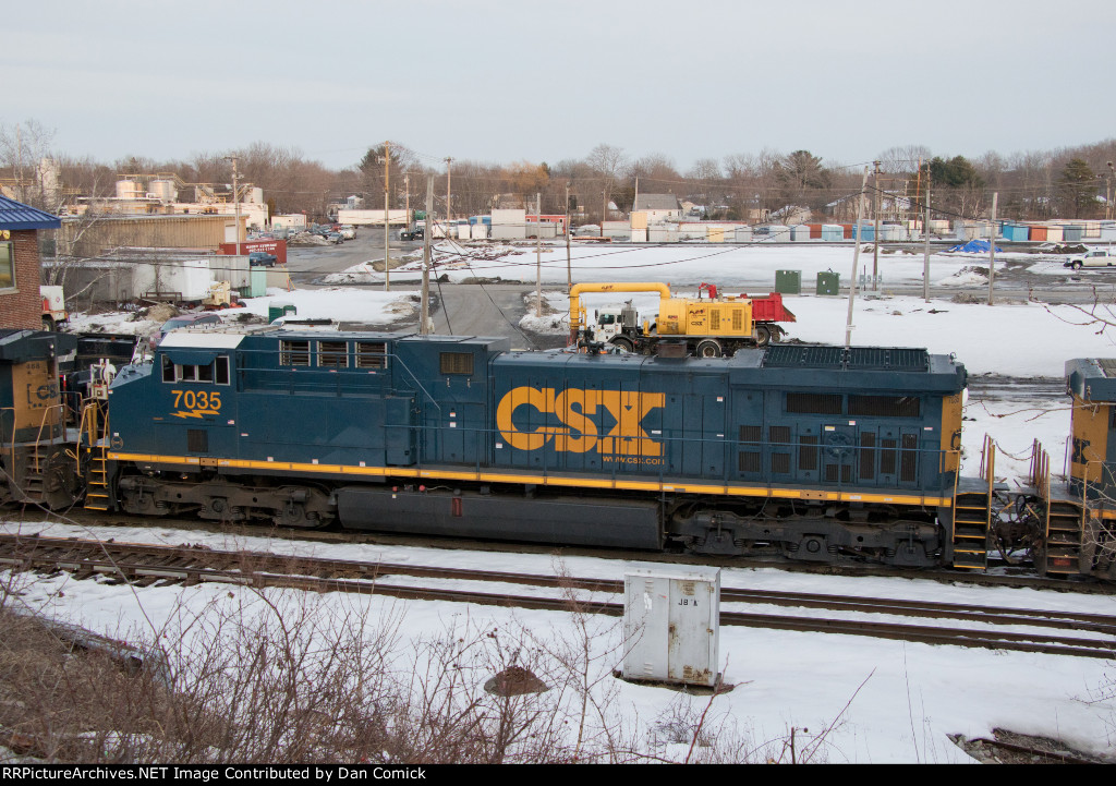 CSXT 7035